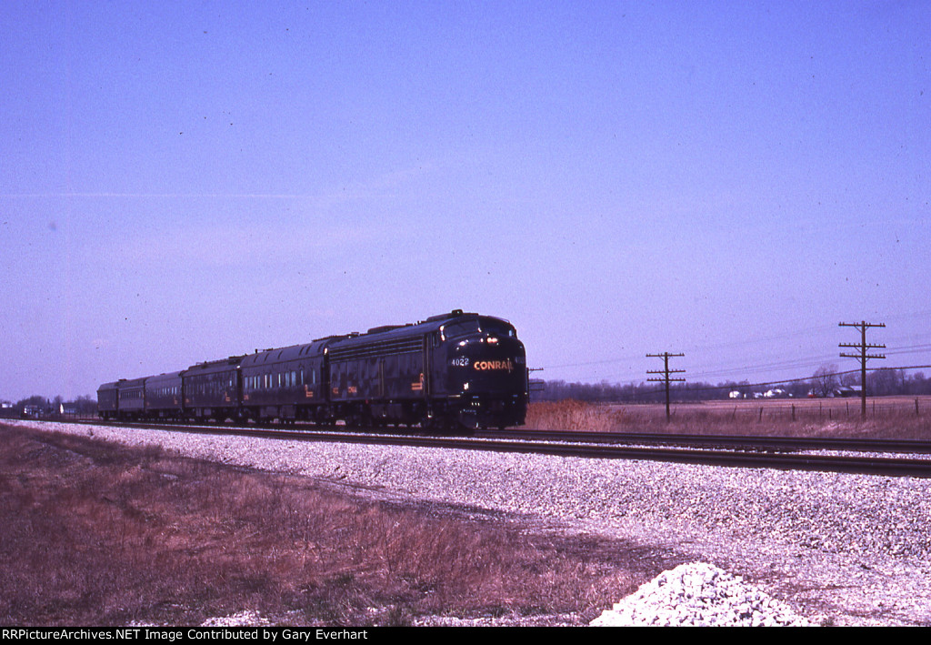 CR E8A 4022 - CR President's Train